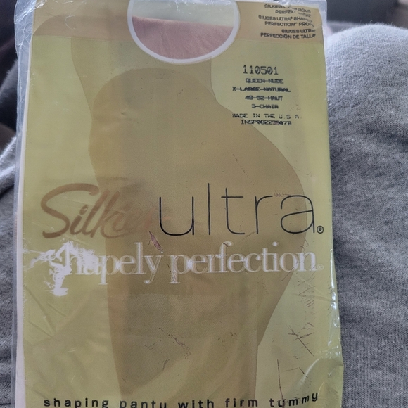 Silkies | Accessories | Silkies Ultra Shapely Perfection Queen Nude ...